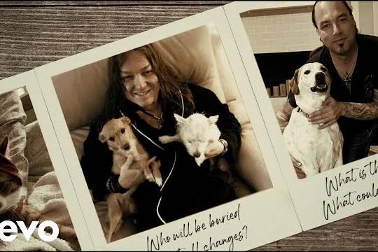 マーク・ボールズを擁する80年代型メタル・バンドRED RAVYNがニュー・シングル ”Rising Star” をリリース！ | NEWS ...