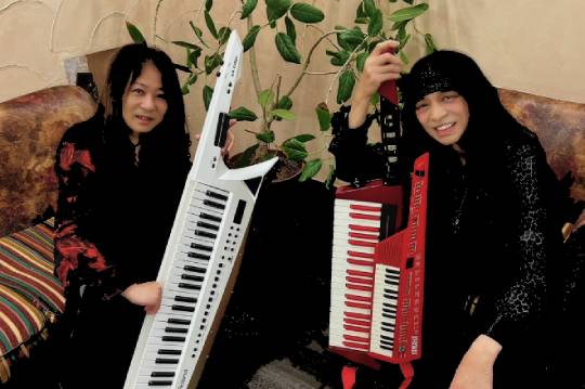 永川敏郎とYUHKIという2人の鍵盤奏者によるユニットKeyboard Princeの1stアルバム「Apocalypse」が12/18に ...